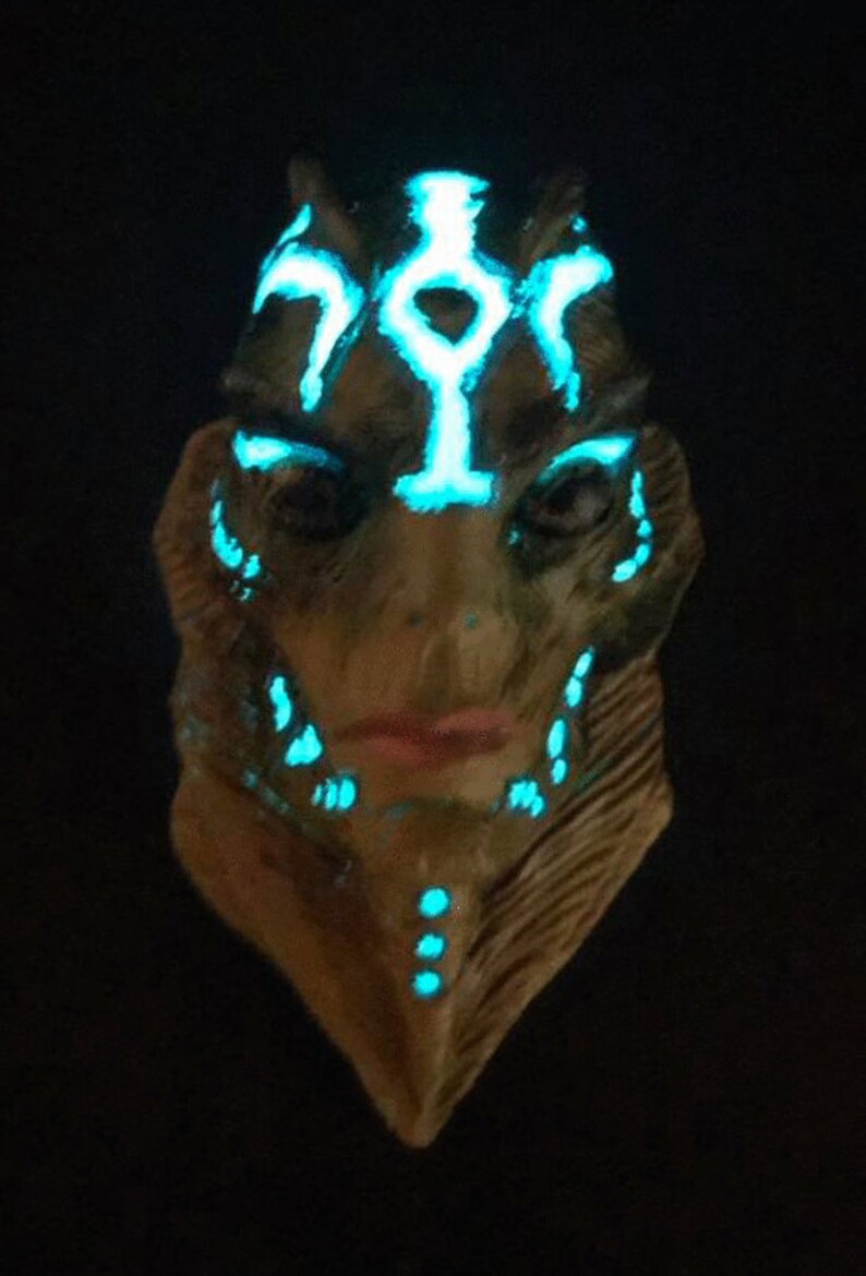 The Shape of Water Fishman Gillman Painted Glow in the Dark Magnet ...