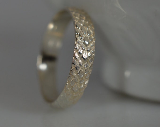 Sterling Silver Snakeskin Scales Textured Ring Band - Etsy
