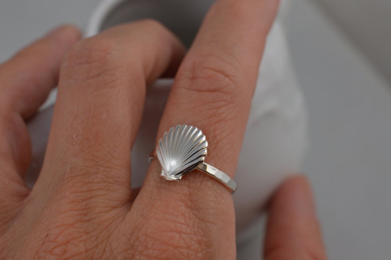 Sterling Silver Seashell Ring - Etsy