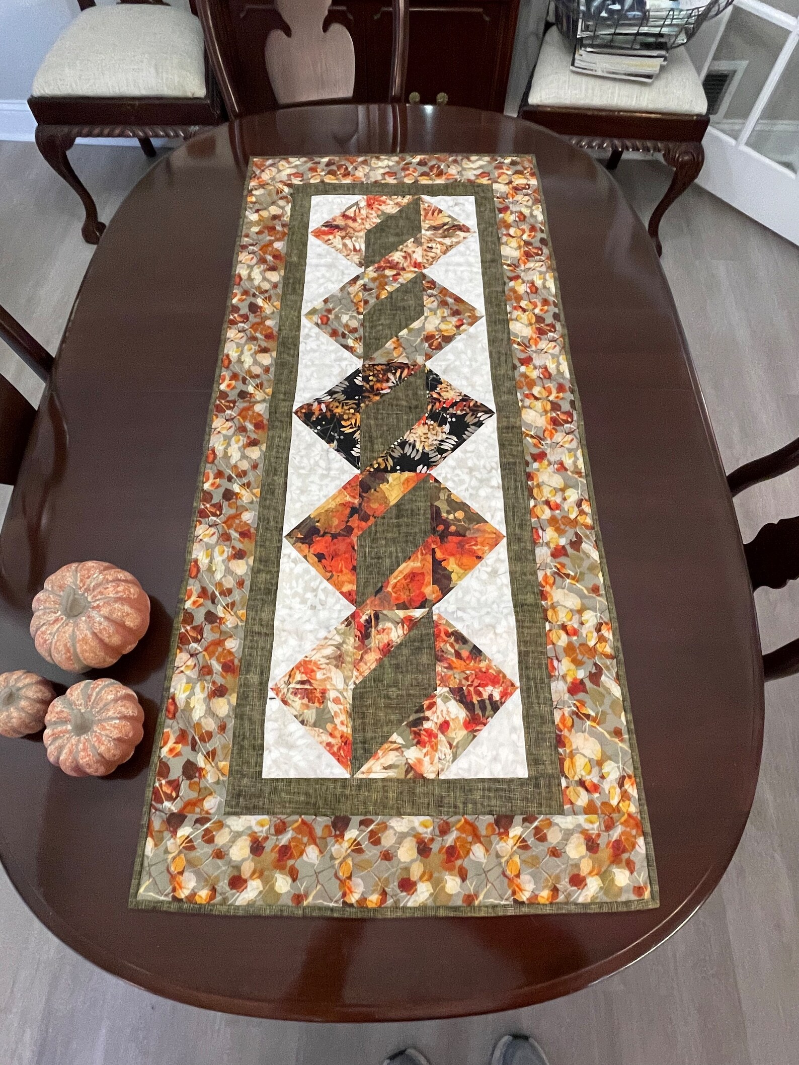 Autumn Table Runner Fall Leaves Table Runner Quilted Table - Etsy