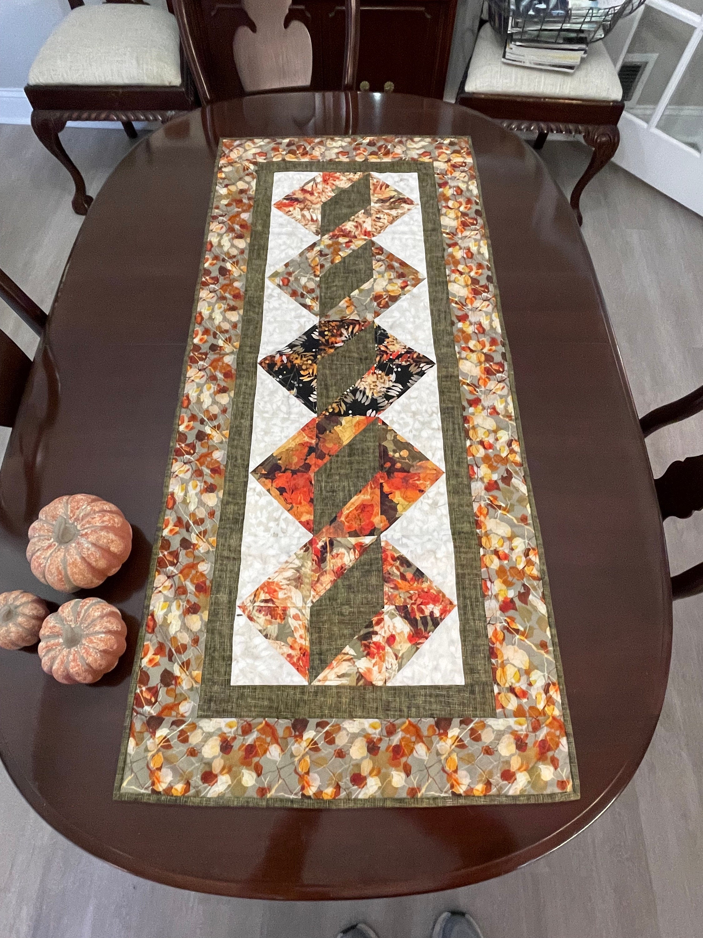 Autumn Table Runner Fall Leaves Table Runner Quilted Table - Etsy