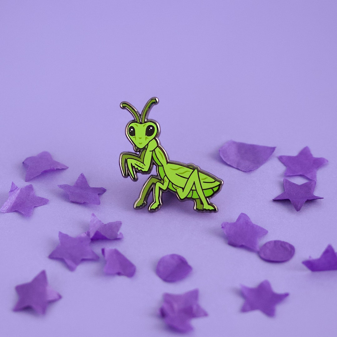 Praying Mantis Enamel Pin - Insect Enamel Pin Cloisonné Creepy Lapel ...