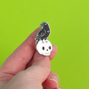The Raven Enamel Pin - Hard Enamel Raven Pin Cute Crow Pin Gold Spooky ...