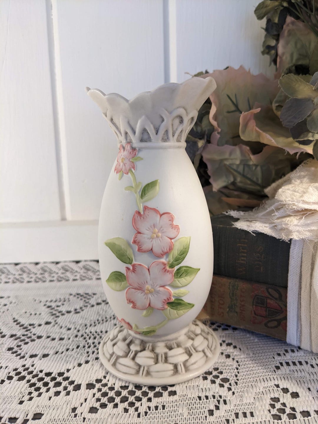 Vintage 1985 Lefton Bisque Hand Painted Bud Vase - Etsy