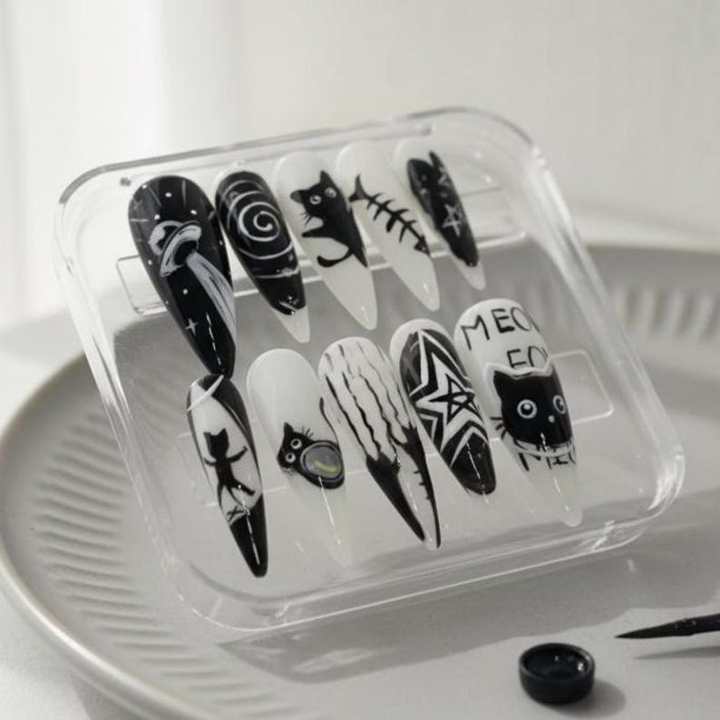 Gothic Black Cat Press on Nails: Space UFO & Pentagram Punk Stiletto ...