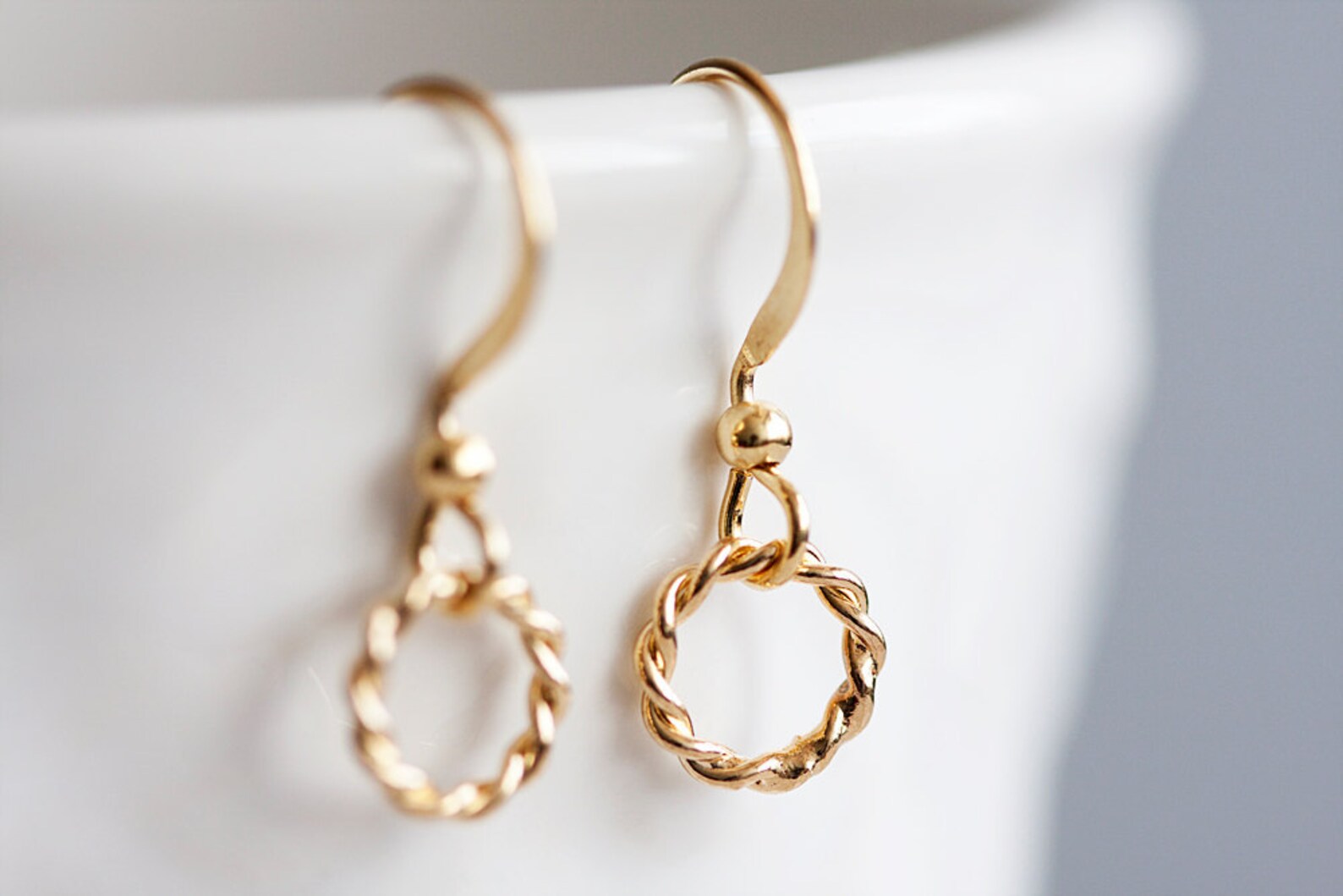 Tiny Circle Earrings Little Ring Earrings Simple Gold Earrings - Etsy
