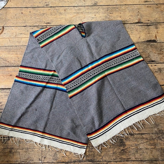 Vintage traditional Peruvian wool poncho with rainbow - Gem