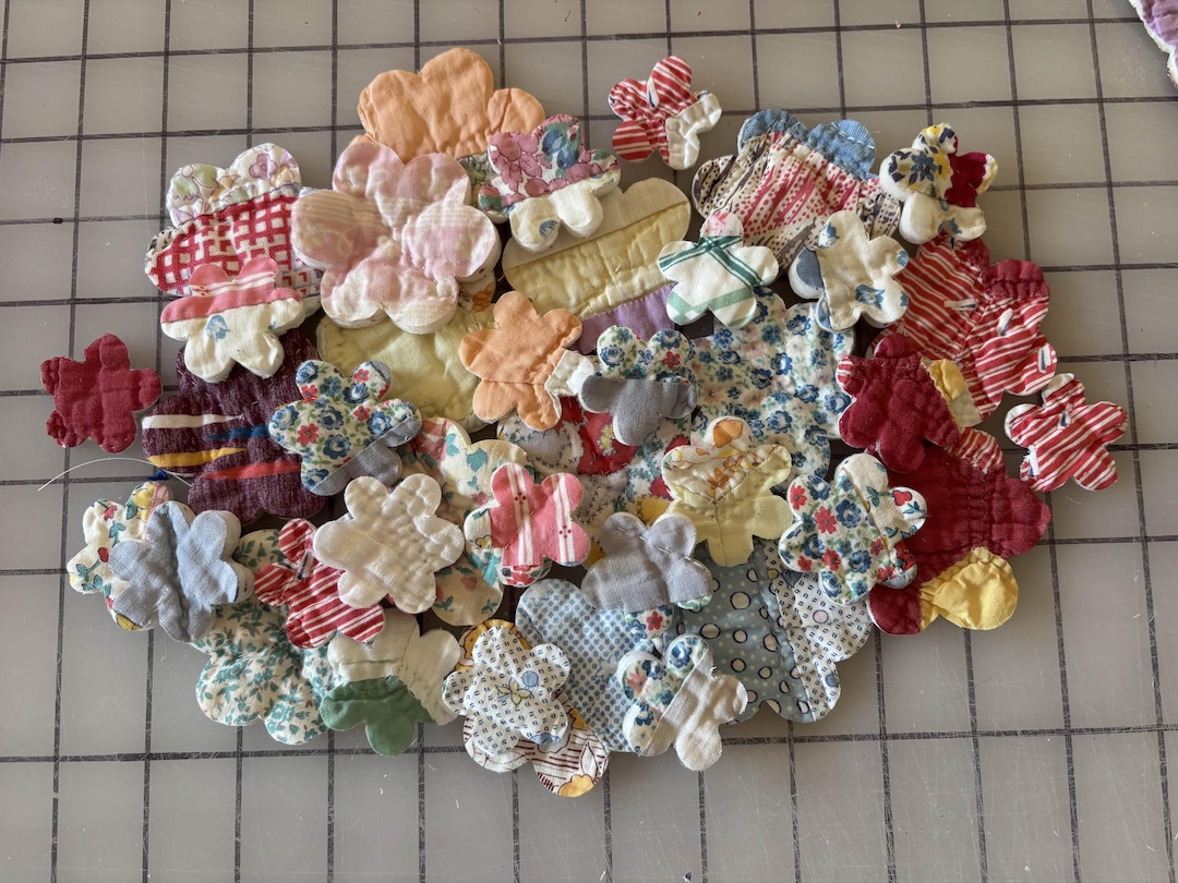 Rare Vintage Quilt Flower Cutouts. 12 Random Pieces, 3 Sizes, 4 per ...