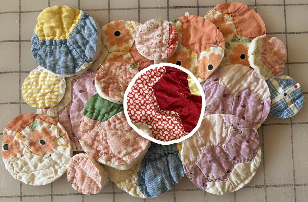 Rare Vintage Quilt Circle Cutouts. 12 Random Pieces, 3 Sizes, 4 per ...