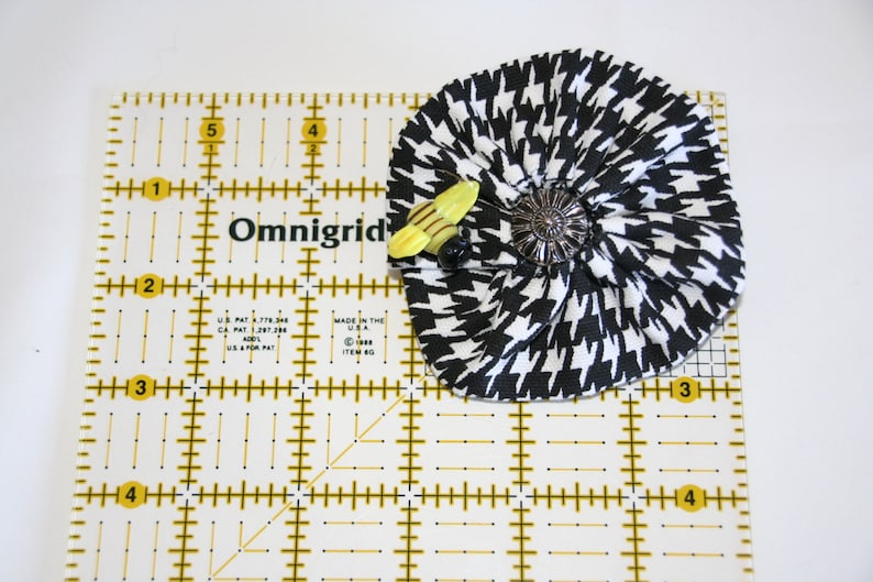 Houndstooth Hair Clip/pin Sherlock Holmes Cosplay Geekery - Etsy