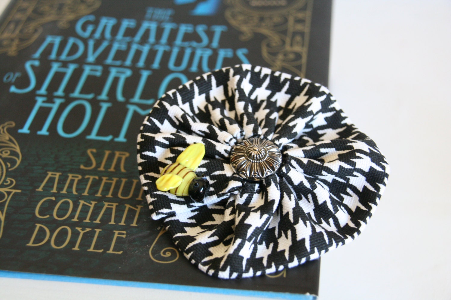 Houndstooth Hair Clip/Pin Sherlock Holmes Cosplay Geekery | Etsy