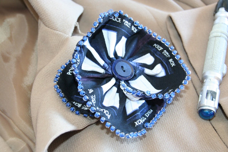 Houndstooth Hair Clip/pin Sherlock Holmes Cosplay Geekery - Etsy