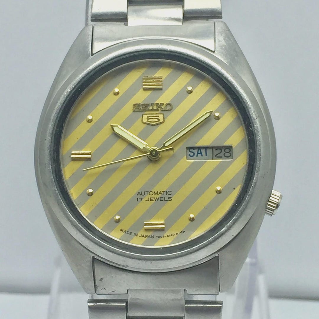 Seiko 5 Automatic 7009-821J Day/date Vintage Men’s Watch - Etsy