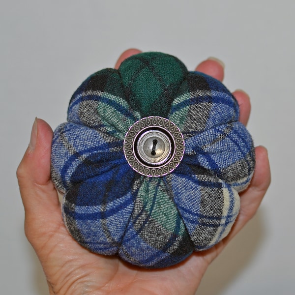 Wool Pincushion - Etsy