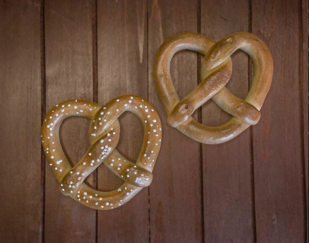 Giant Soft Pretzel PROP Oktoberfest Fake Food Costume Kawaii Cosplay ...