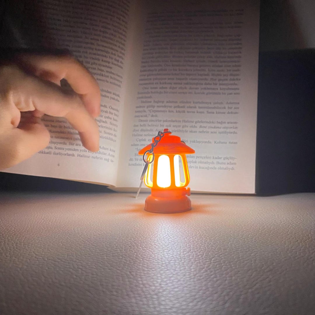 Vintage Lantern Bookmark Light – LED Night Reading Gift - Etsy