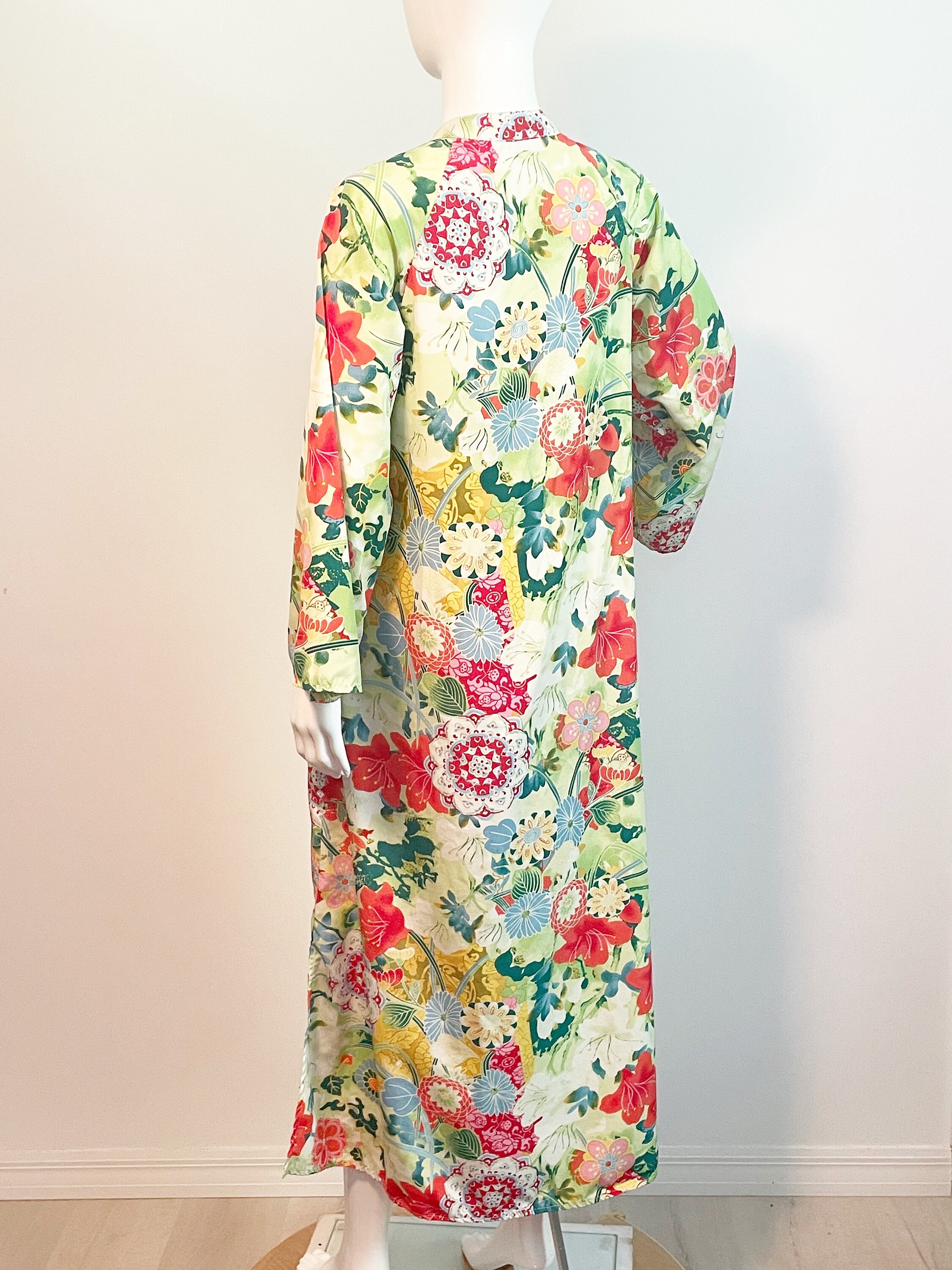 Vintage Natori Step in Dressing Gown, Asian Inspired Robe, Floral Zip ...