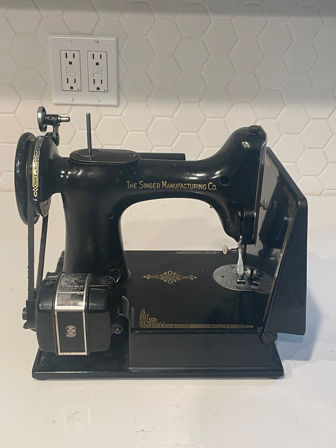 Vintage Featherweight Singer Sewing Machine, 221, 1952, Portable Sewing ...