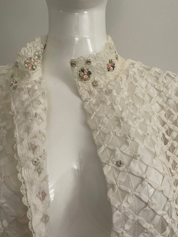 Vintage Eyeful by the "Flaums" ribbon work robe with … - Gem