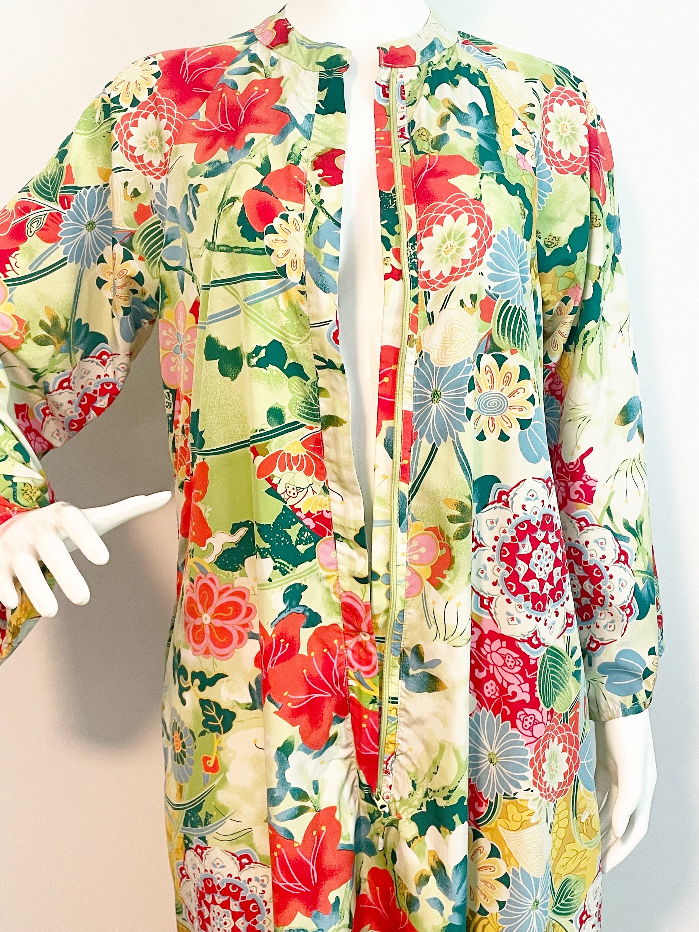 Vintage Natori Step in Dressing Gown, Asian Inspired Robe, Floral Zip ...