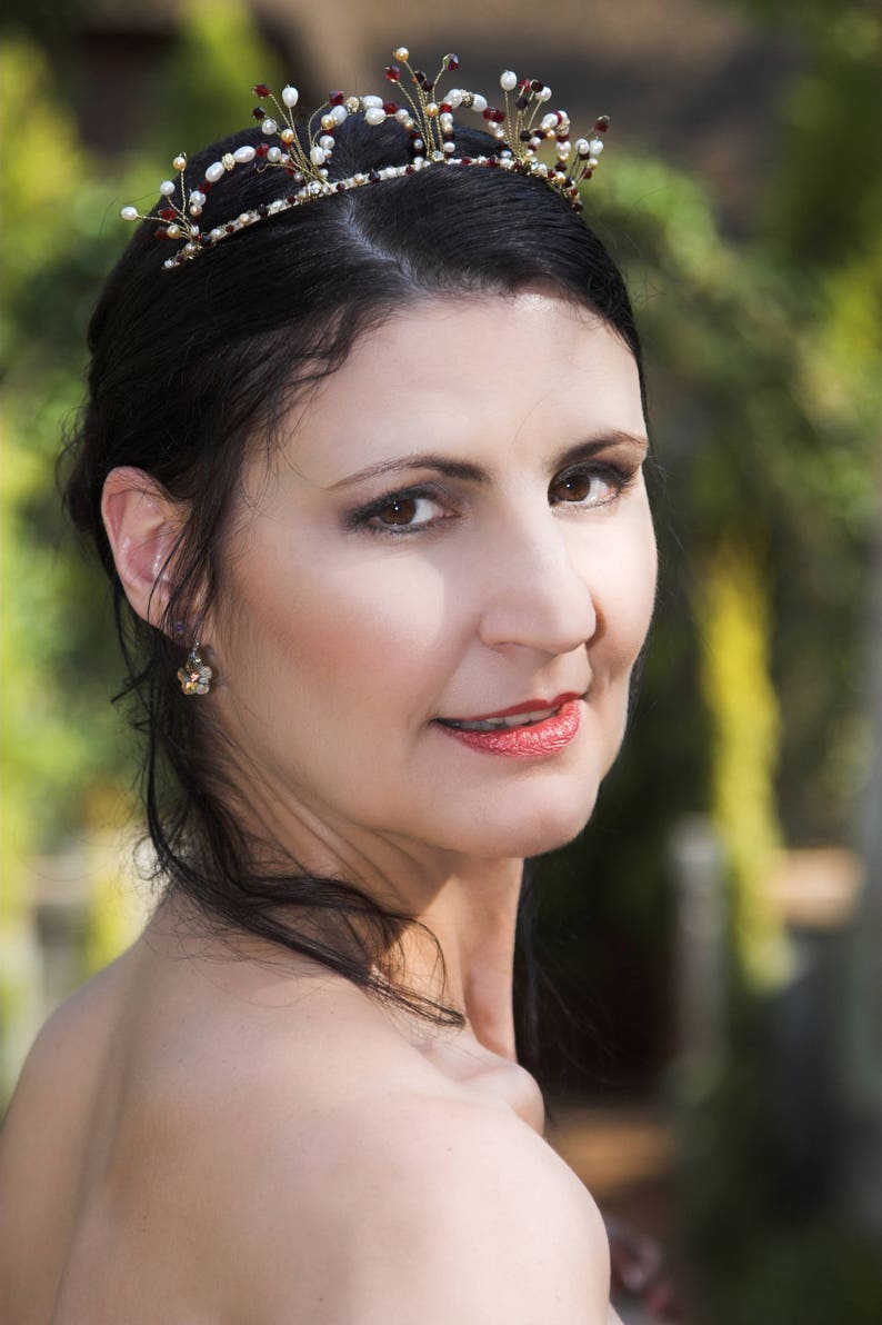 Bridal Tiara Empress Titiana of Freshwater Pearls& Beads in - Etsy
