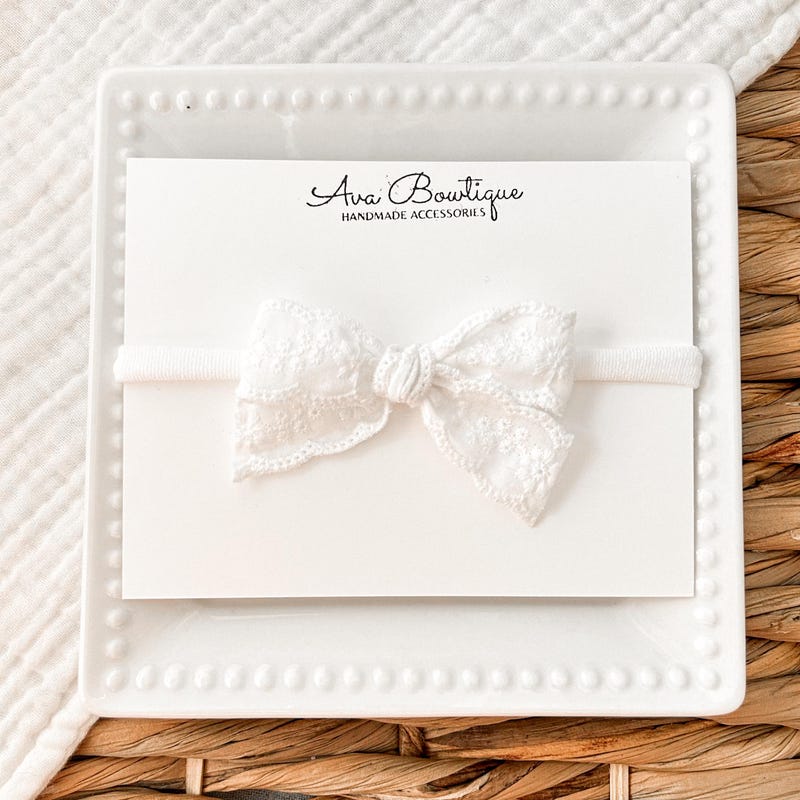 Newborn Girl Lace Bows - Etsy