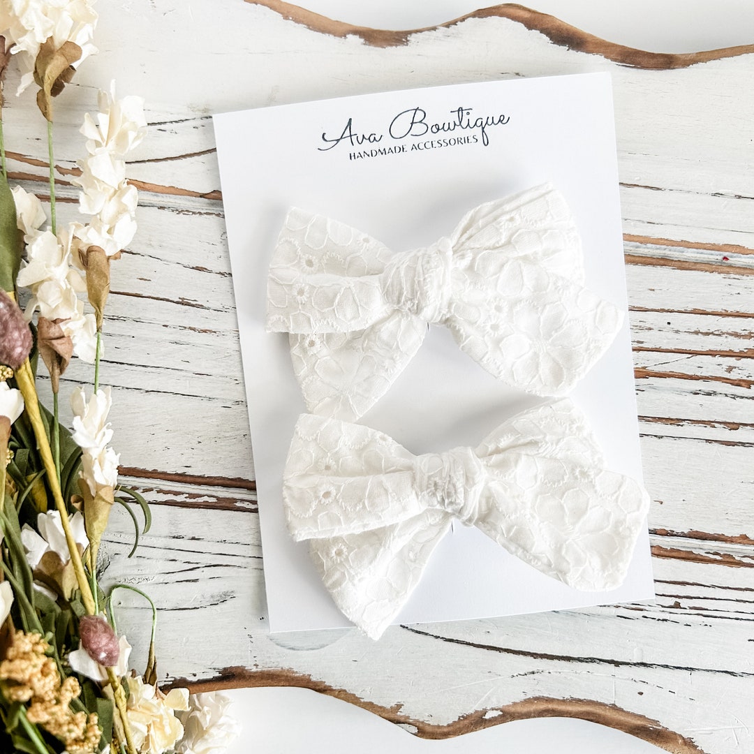 Girls White Eyelet Pigtail Bow Set White Pigtail Bow Toddler Piggie Bow ...