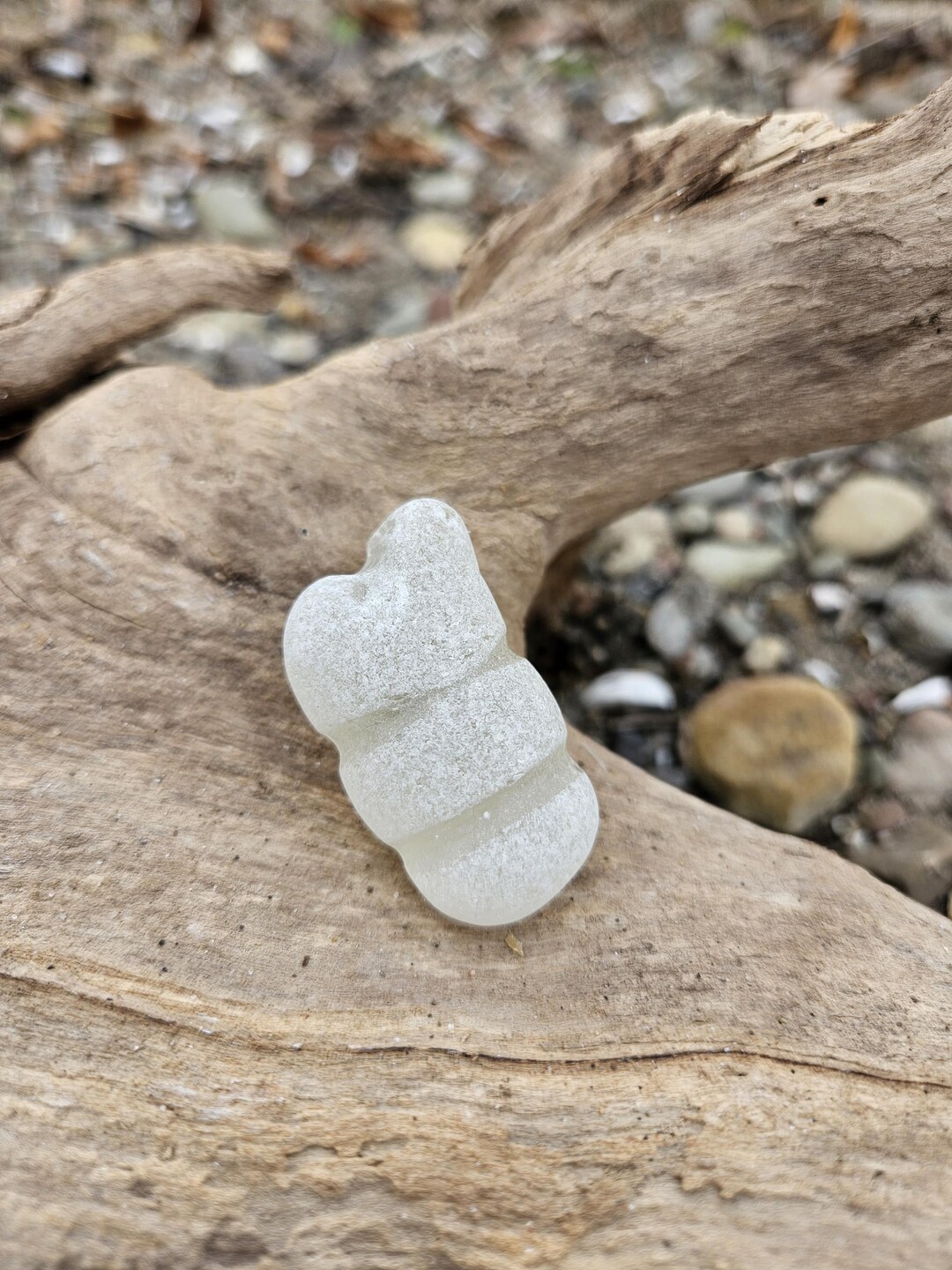Frosted Stopper White Beach Glass Bottle Stopper Fragment Lake Ontario ...