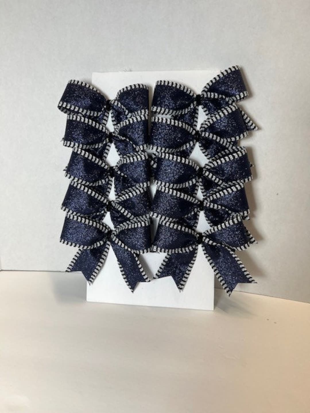 Christmas Tree Bow Navy Glittered Ribbon BW Edge Bow/ Set 10 Bows ...