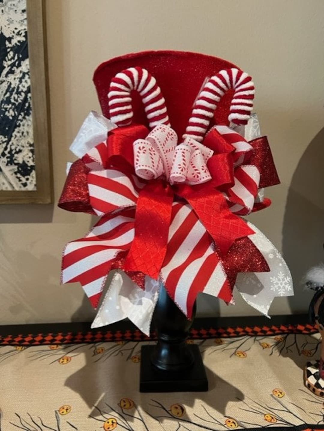 Red Large Top Hat Christmas Tree Topper/ Centerpiece With a Big ...