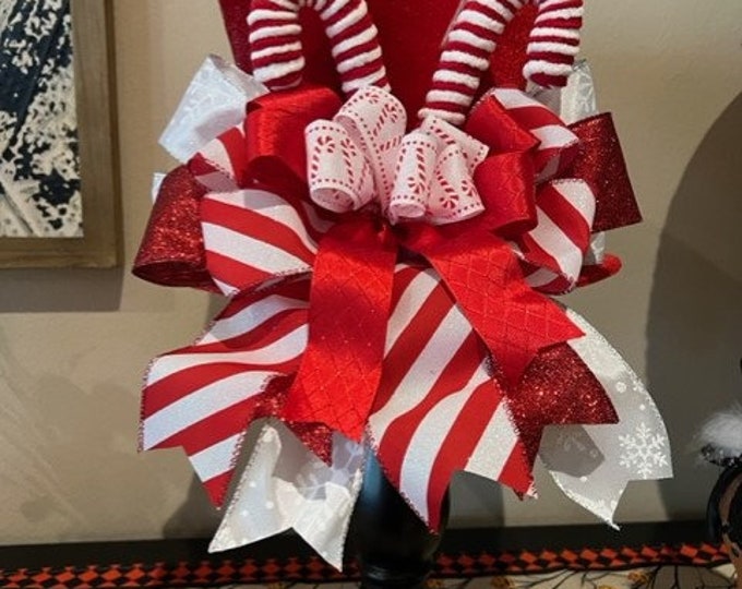 Red Large Top Hat Christmas Tree Topper/ Centerpiece With a Big ...