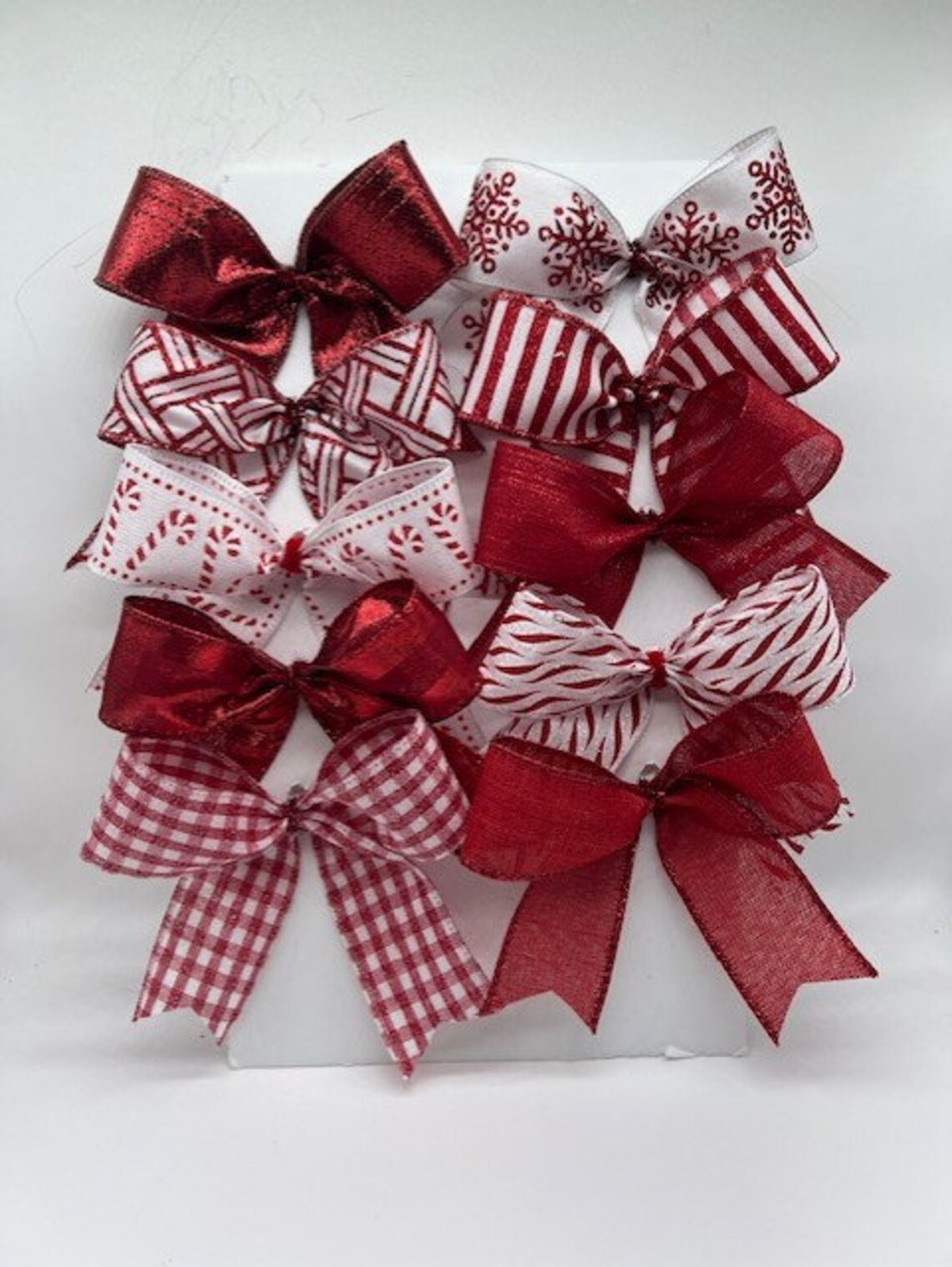 Fancy Christmas Tree Bows Mixed Red and White Glittered Decorative Bow ...
