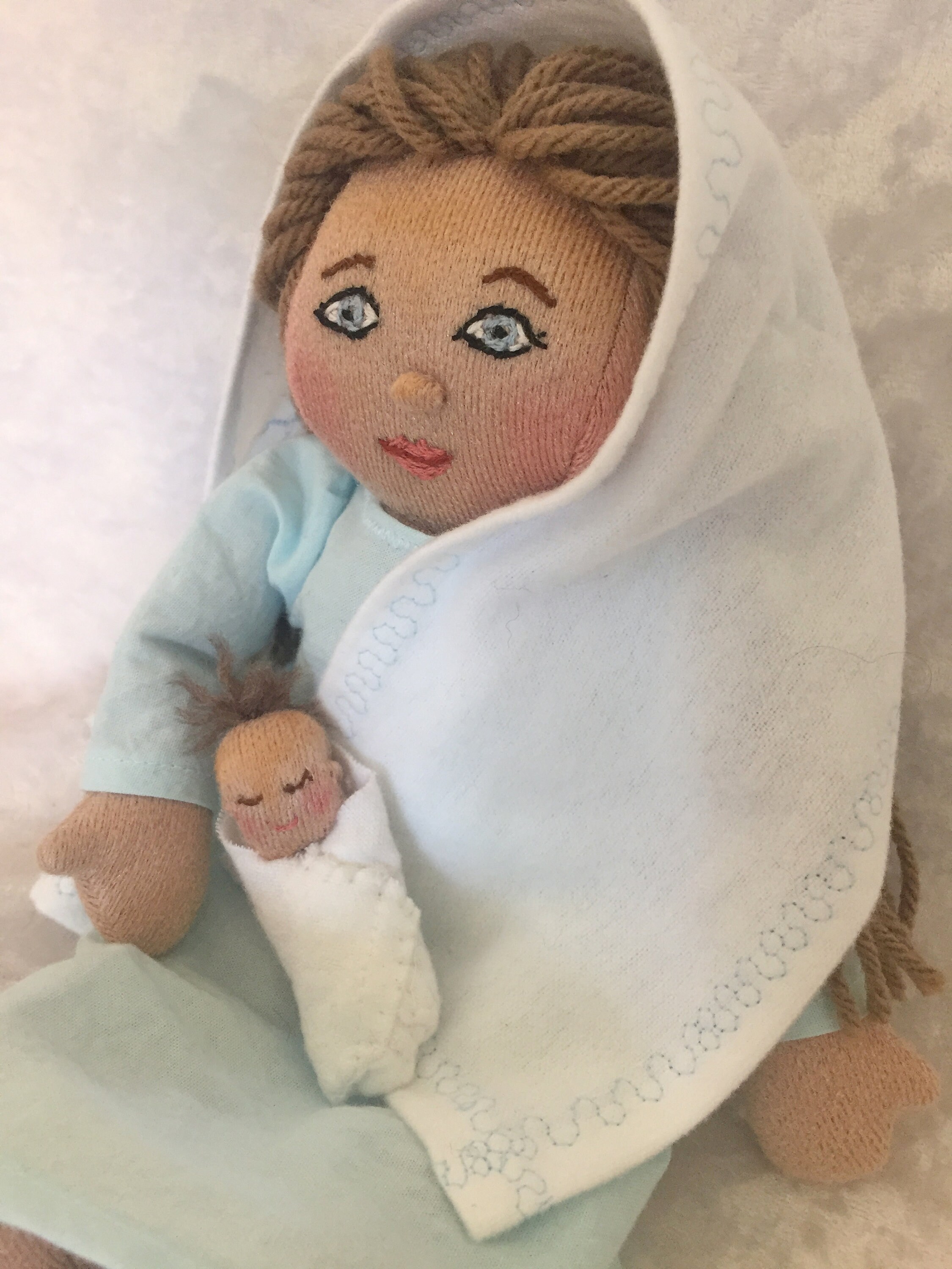 Mary Doll's Instagram, Twitter & Facebook on IDCrawl