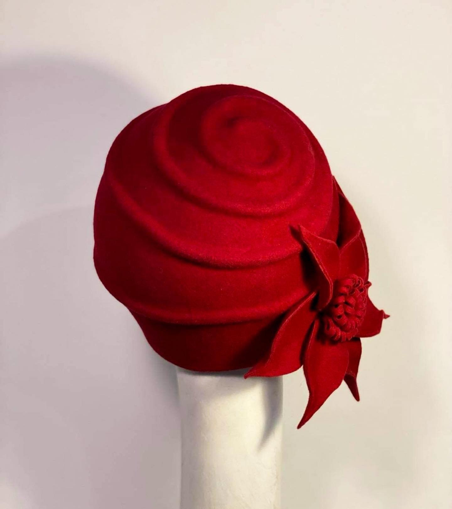 Cloche Hat, Dark Red, Vintage Style, Flapper, 1920s, Art Deco, Art ...