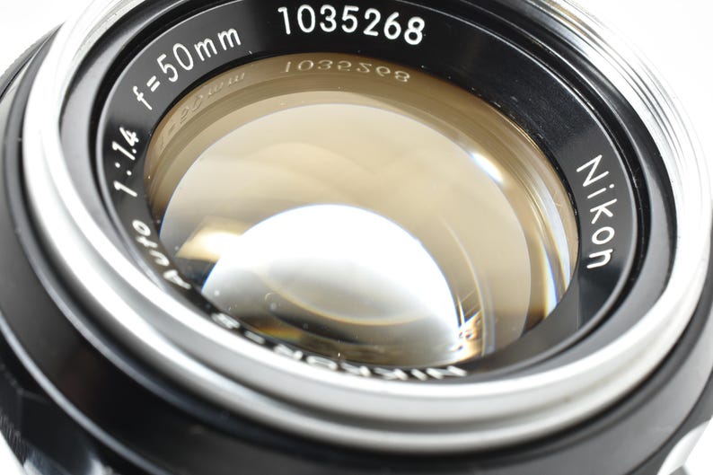 Near Mint / Nikon F Eye Level 35mm Film Camera Nikkor-s Auto 50mm F1.4 ...