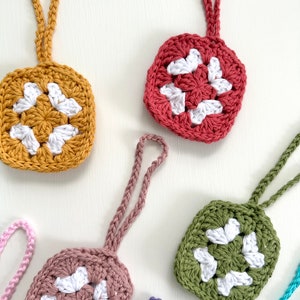 Ear Bud Holder, Crochet Ear Bud Case, Small Pouch, Custom Color - Etsy