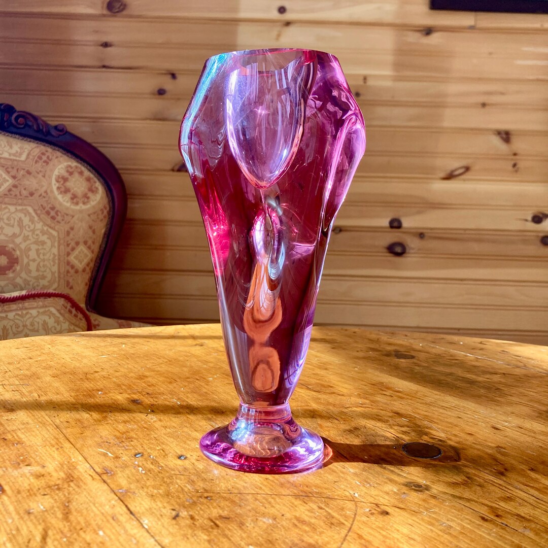 Chribska Glass Pink Vase by Josef Hospodka C. 1960 - 69, Mid-century ...