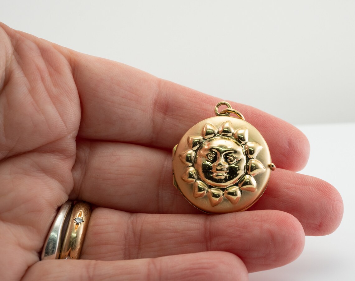 Sun Pendant Locket 14K Gold Vintage - Etsy