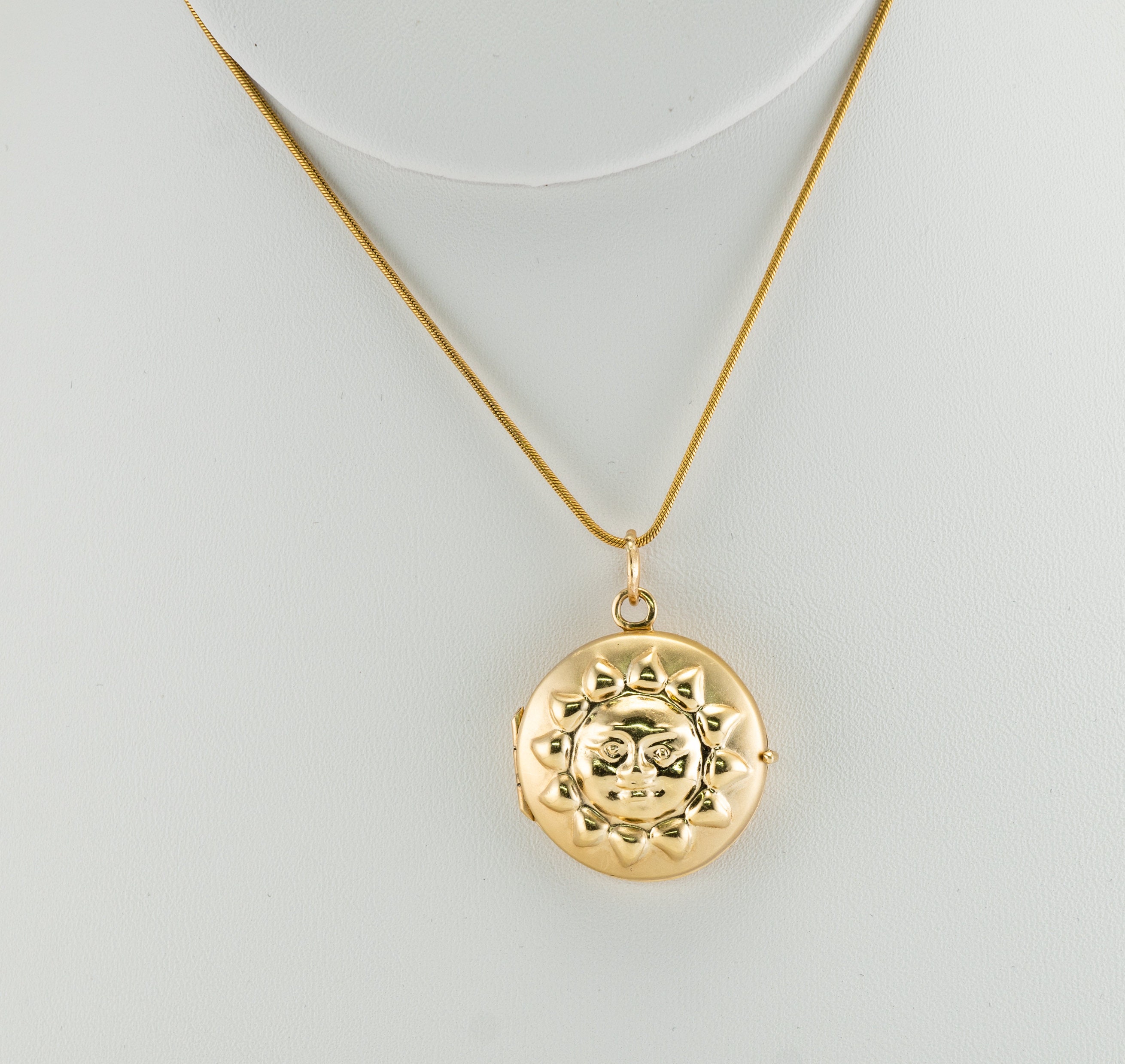 Sun Pendant Locket 14K Gold Vintage | Etsy