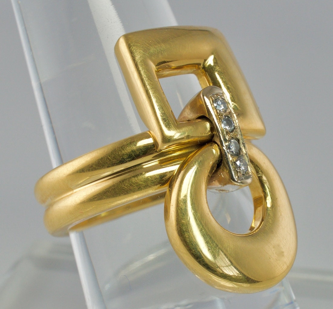 Rings With Moving Parts