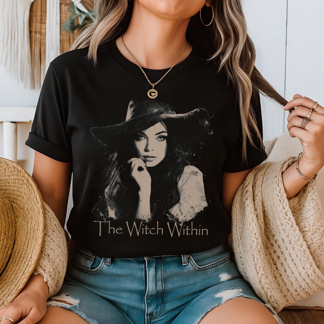 Witch Portrait Shirt Witchy Gift | Gothic Wiccan T-shirt | Pagan Witchy ...