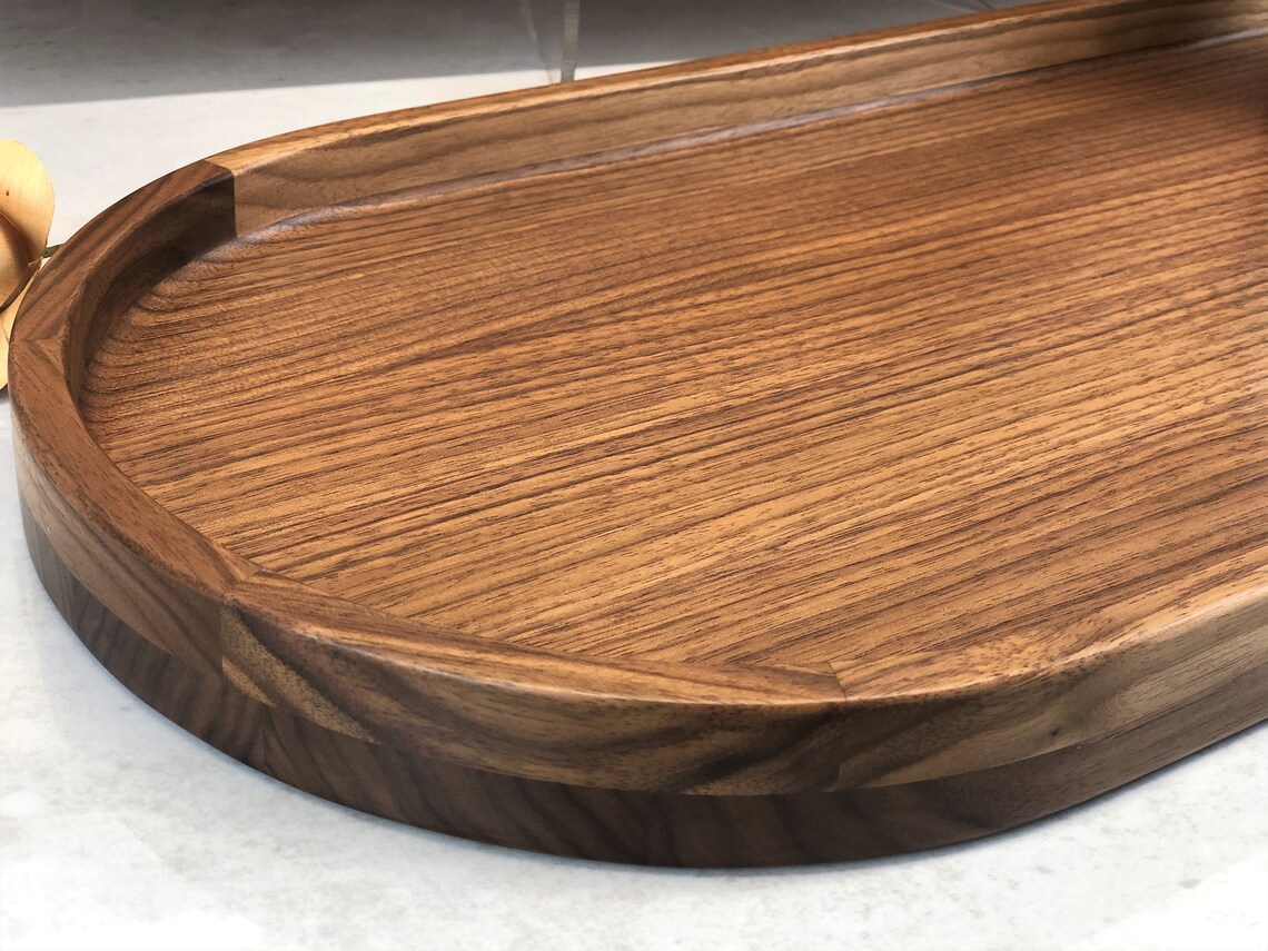 Walnut Oval Wood Tray / Charcuterie Board / Serving Tray | Etsy