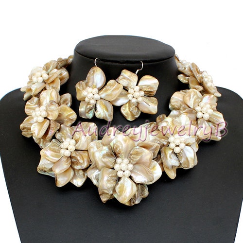 Natural Freshwater Pearl Shell Flower Necklace Statement | Etsy