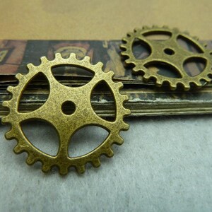 100pcs 11mm-15mm-18mm-20mm-25mm Filigree Gear Charm Pendant Jewelry ...
