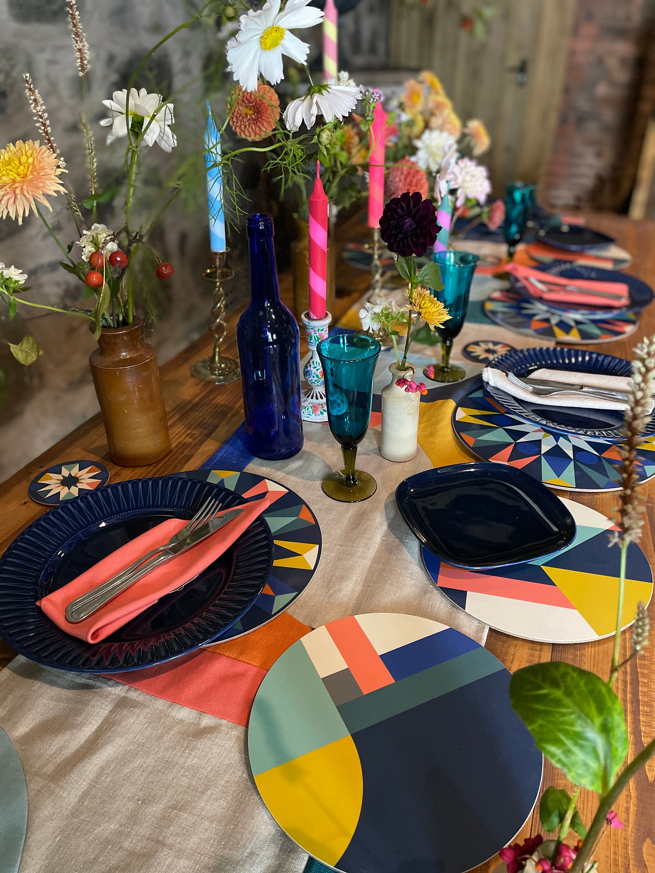 NEW LARGE Round 'circus' Geometric Table Mats - Etsy