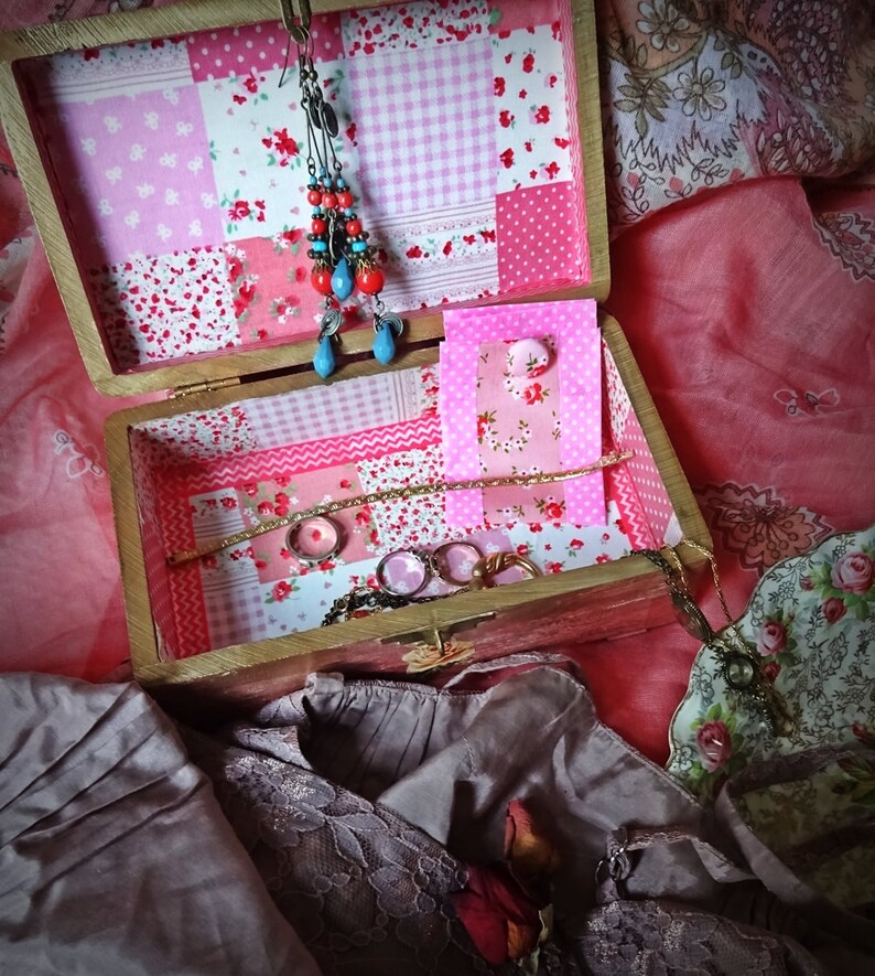 Vintage Jewelry Box: Repurposed Vintage Wooden Jewellery - Etsy