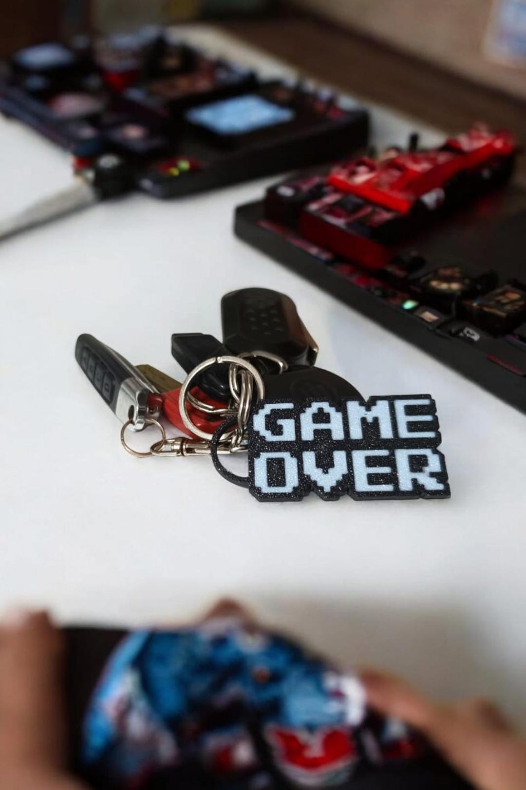 GAME OVER Pixel Keychain – Retro 8-bit Gamer Keyring, Arcade Style ...