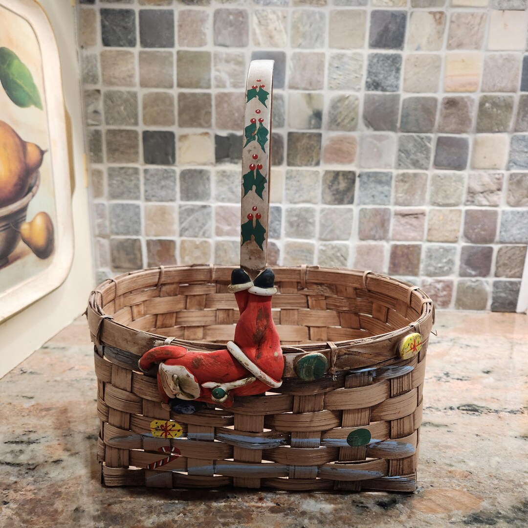 CHRISTMAS SANTA BASKET - Etsy