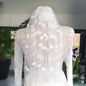 White Heart Wedding Veil, Short Bridal Veil, Red Tulle Headpiece ...