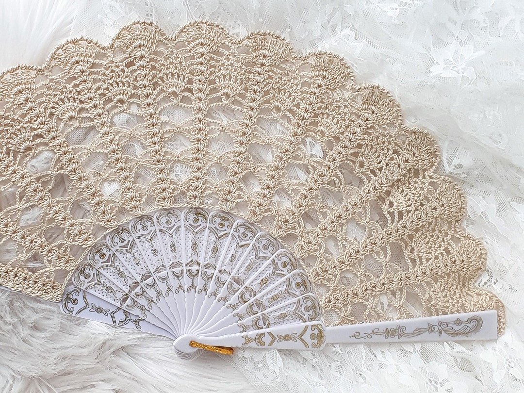 Lace Bridal Hand Fan, Beige Spanish Wedding Fan, Bouquet Alternative ...